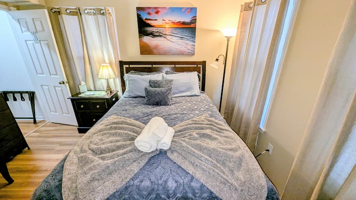 Comfy Cozy Condo - Downtown Portsmouth W/ Parking - Norfolk