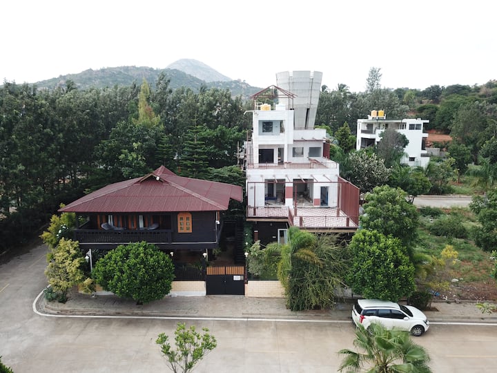 Wooden Cottage Villa - Nandi Foothils - Nandi Hills