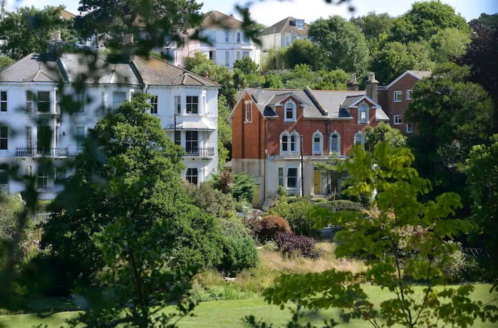 Park-side Maisonette - Hastings
