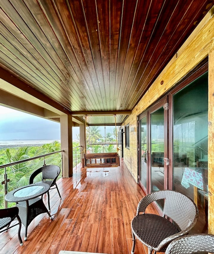 Santorini 3 Storey Pvt Villa, Panoramic Seaviews - Uran