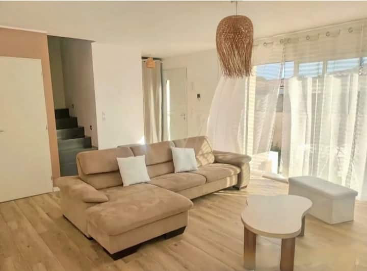Superbe Villa Familiale Proche De La Mer - Sommières