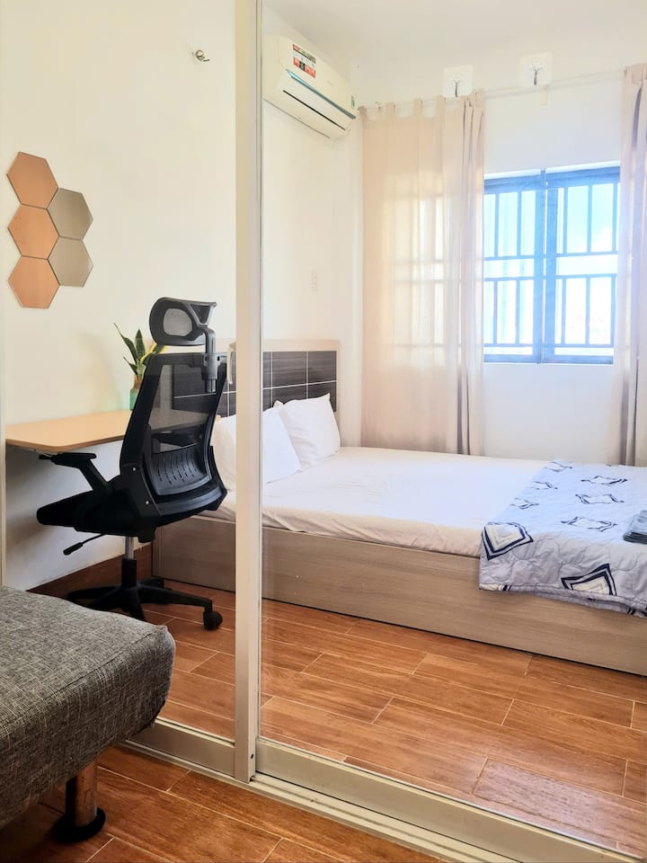 Stylish 1br Apartment In D11 | Bright & Fresh - Ho Chi Minh City