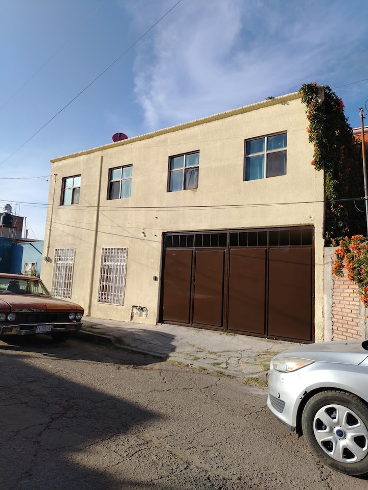 Casa Céntrica Amarilla - Durango