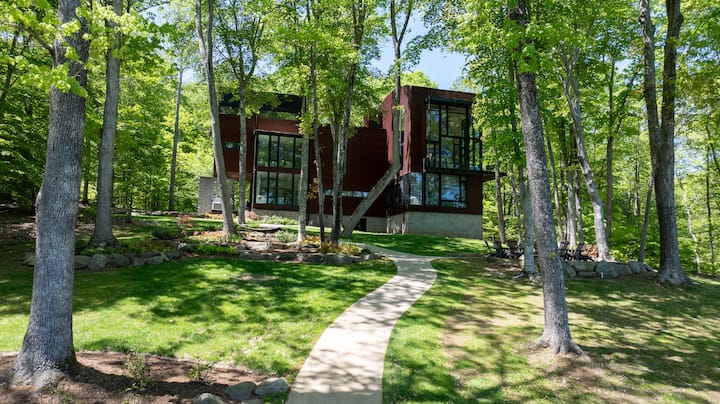 Not Your Average Lake House - 4 Br 15 Guests - 안나 호