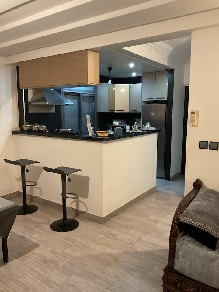 Apt Moderne Neuf Et Bien éQuipé Wifi Satellite - Agadir