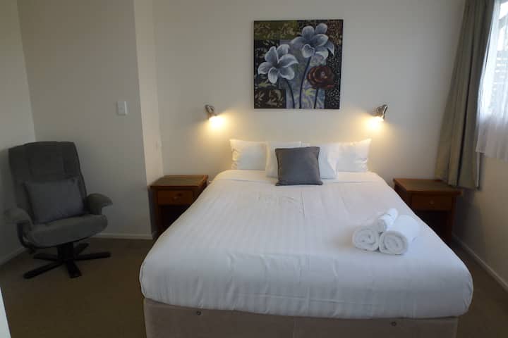 Asure Adcroft Motel Compact Studio - Ashburton, New Zealand