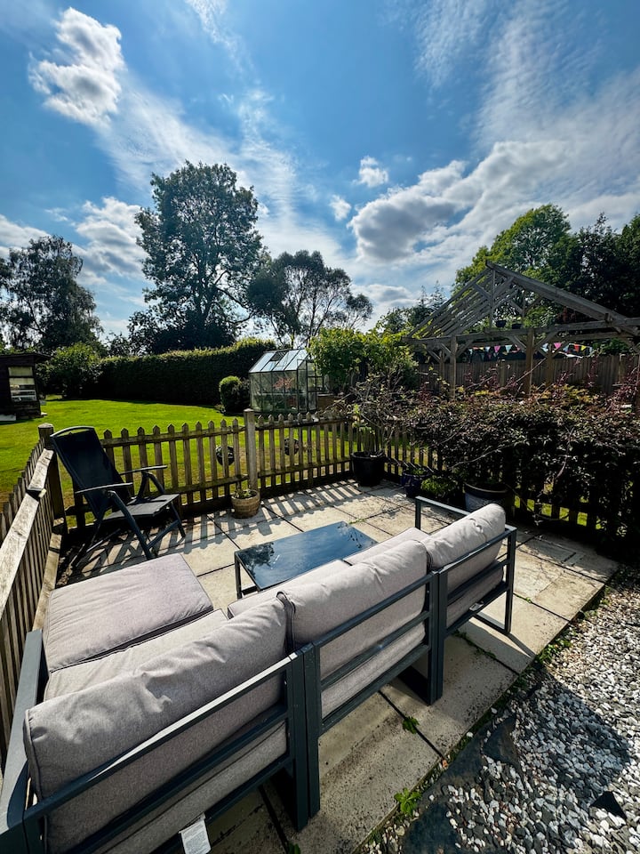 Caterham-on-the-hill Calm – Private Annexe - East Croydon