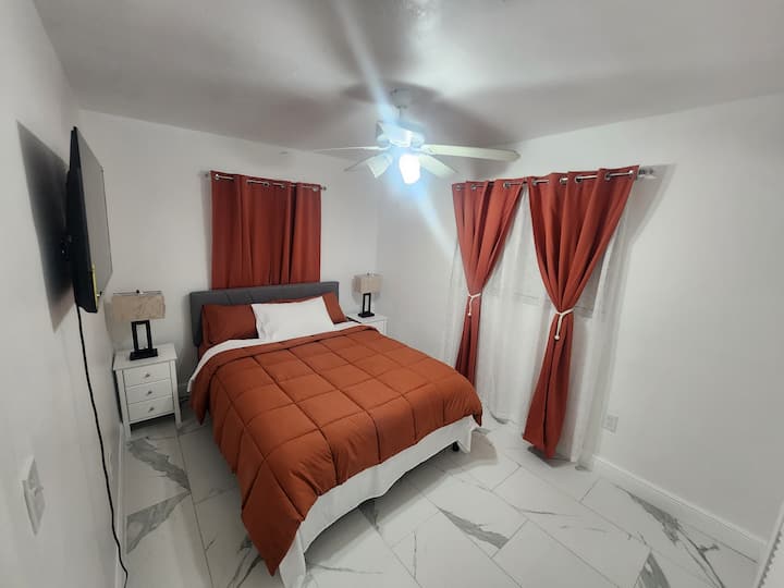 1 Bedroom Near Sunlife Stadium. - Miramar, FL