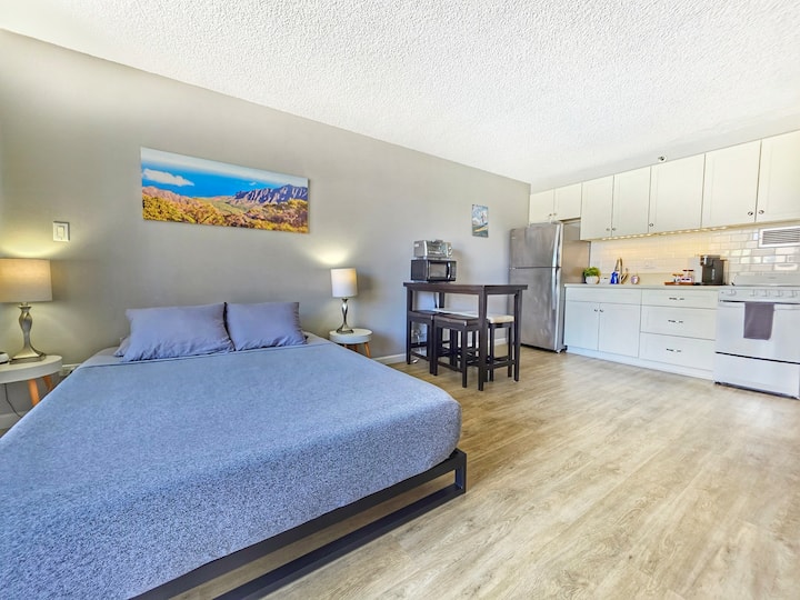 Clean Waikiki Studio Full Kitchen Free Parking - Honolulu