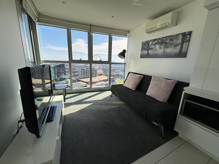 Melbourne Docklands - Newquay - Melbourne