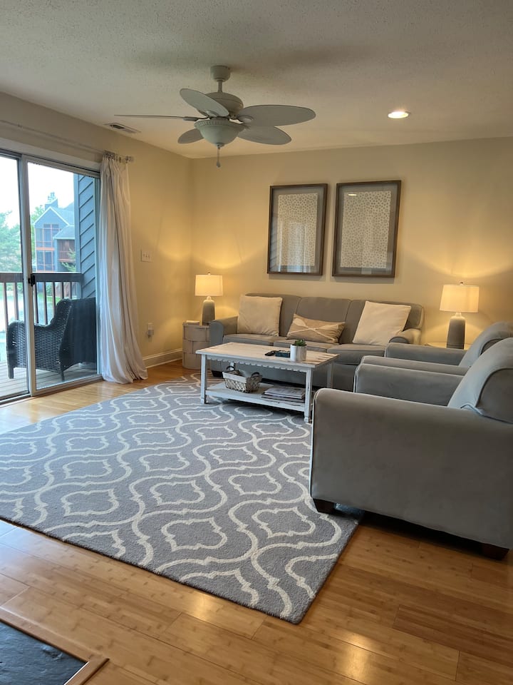 Spacious Beach Getaway With Pool Access - Dewey Beach, DE