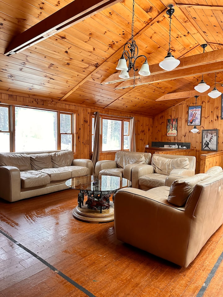 Lodge Style House With Hot Tub - Stowe, VT
