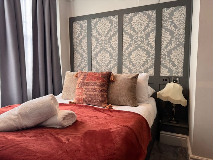 Double En-suite Room At Regency House - 劍橋