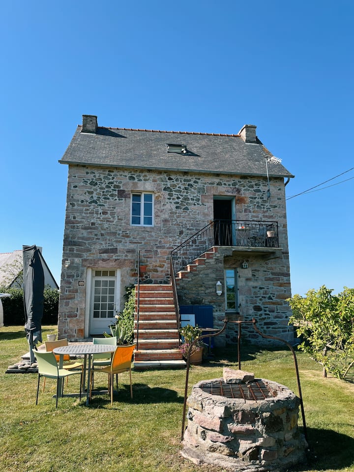Gîte Paisible à 9km De La Côte - Côtes-d'Armor