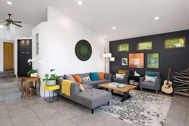 Non-toxic Chemical Free, King Beds, Chef's Kitchen - Durango, CO