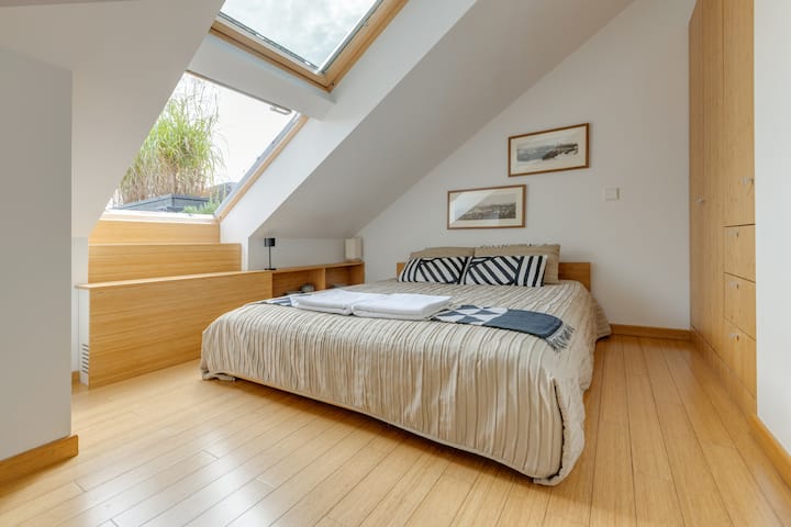 Old Town Green Bridge Apartment - Vilnius