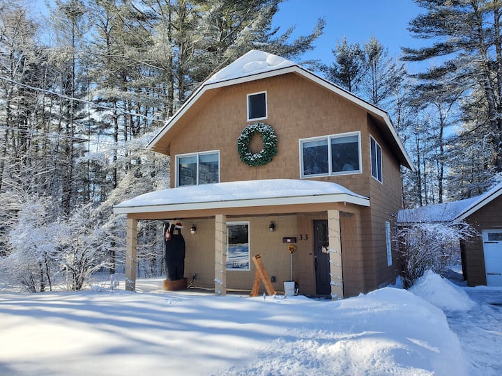 Charming 3 Br 2 Ba Home, One Block From Downtown - Lake Placid, NY