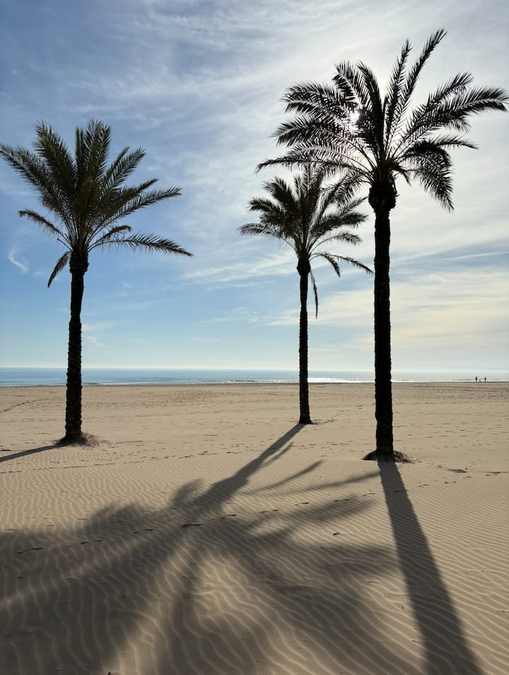 Beach Office Getaway- Steps From The Sea - Cullera