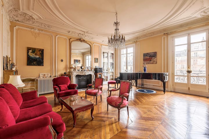 Grand Et Magnifique Appartement Haussmannien - Paris