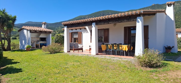 Villetta A 500m Dal Mare Con Splendida Vista - Tertenia