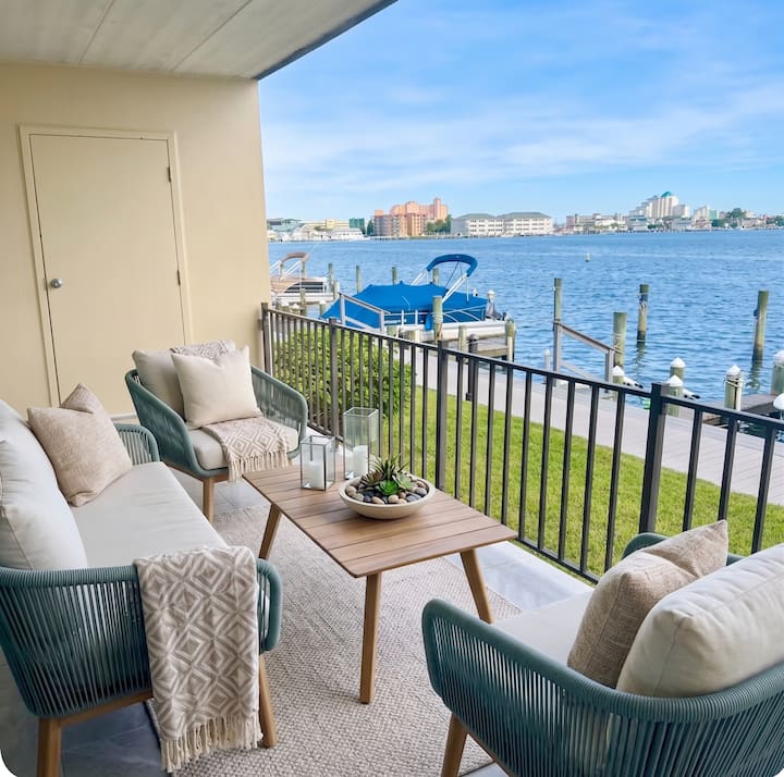 Bayfront Condo Patio + Dock Views •2br Near Beach - Ocean City, MD