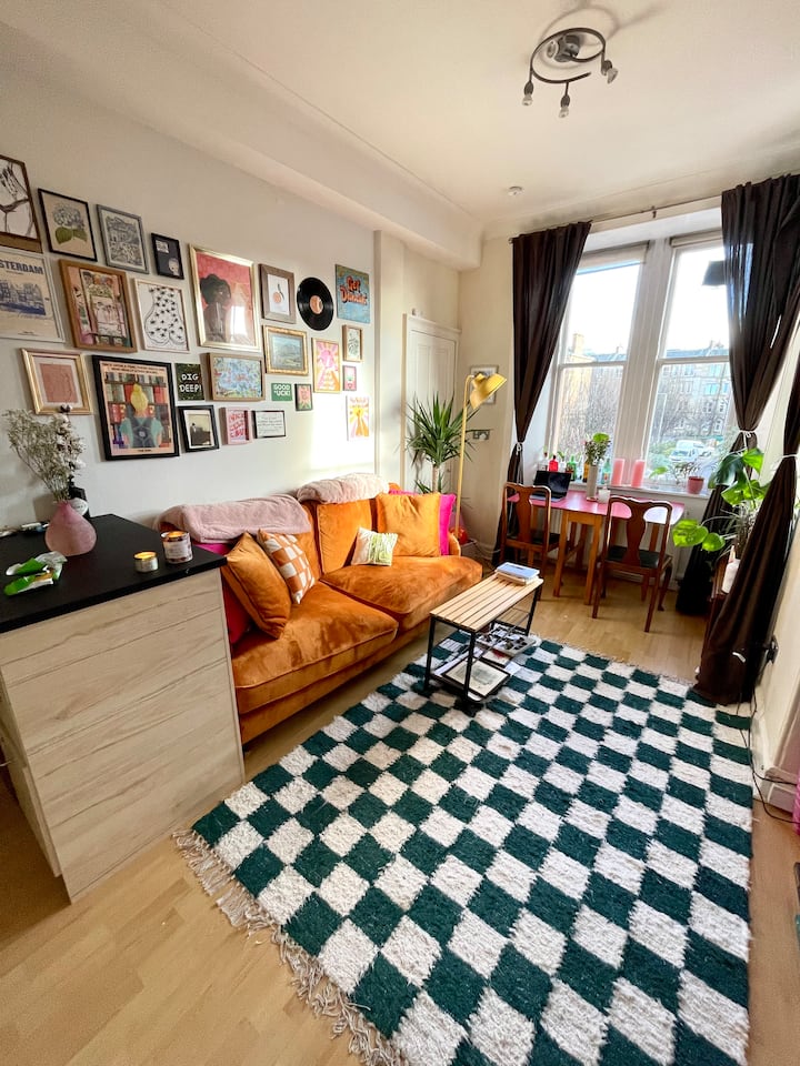 Bright And Spacious Central Flat - Edinburgh