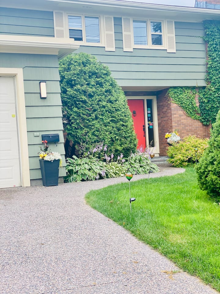 Hall Of Fame Certificate Of Excellence Rated - New Brunswick