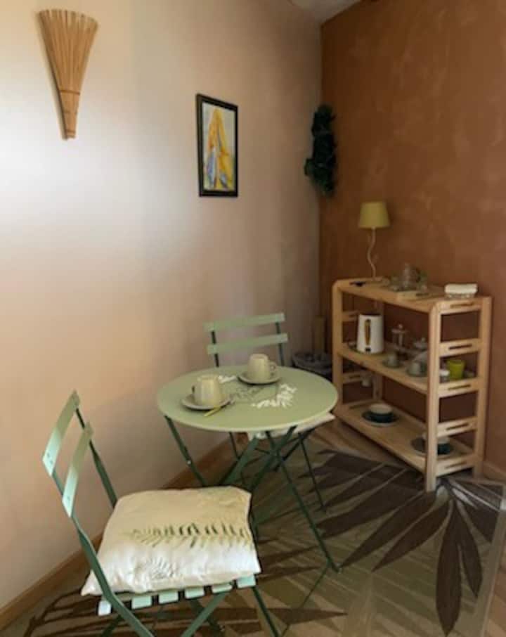 Calme, Sérénité Dans Grande Chambre Indépendante - Cauterets
