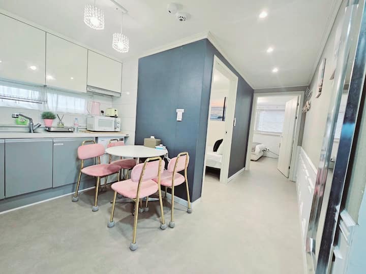 Parkside House 2room 1f. 850m From Hongdae Station - 충청북도