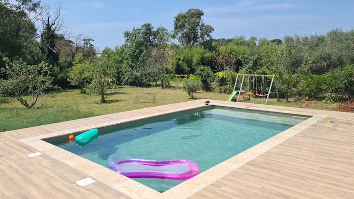 Maison Dans Le Sud Avec Piscine - Alès