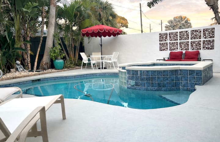 Downtown Wpb 3br Pool Home | 16 Mos | &Utilities - West Palm Beach, FL
