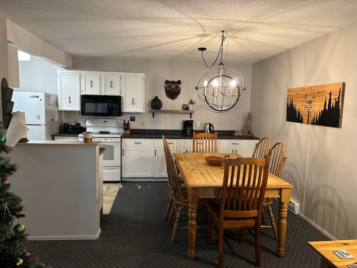 Cozy Ski In/ski Out Condo At Big White - Big White Ski Resort, BC