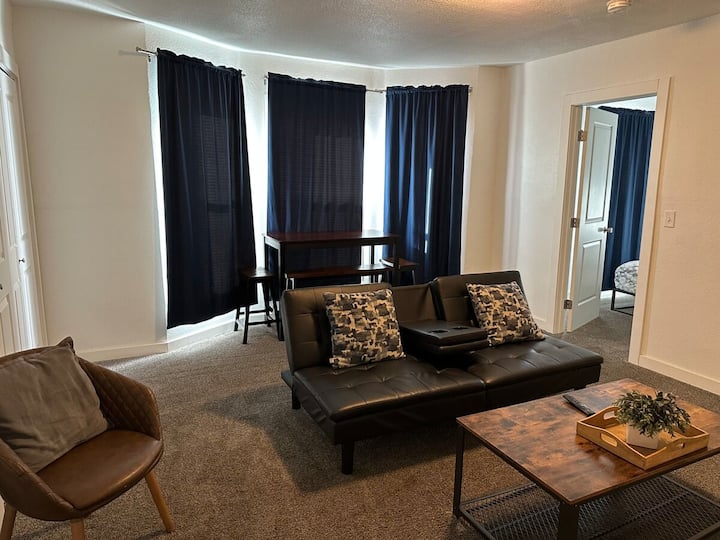 Condo Actualizado # 4! Cerca De Todo El Centro !! - Spokane
