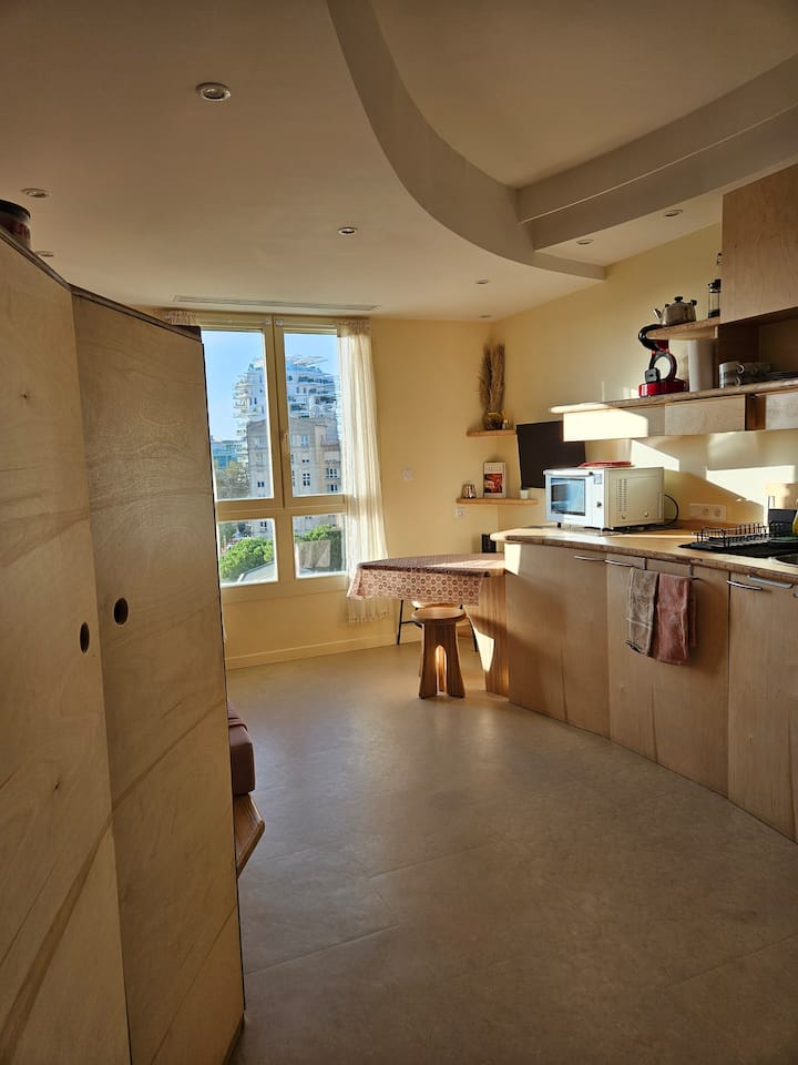 Studio Au Design Unique Près De L'hôtel De Région - Montpellier