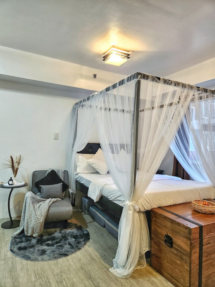 Bacolod Ayala Capitol Cozy Condo Kitchen Balcony - Bacolod