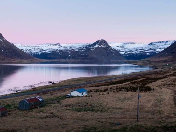 Mountain Song Retreat // Fjalla Lag - Iceland