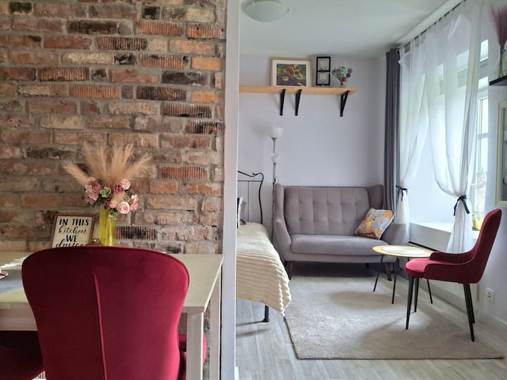 Apartment In Heart Of Užupis - Perfect Location - Vilnius