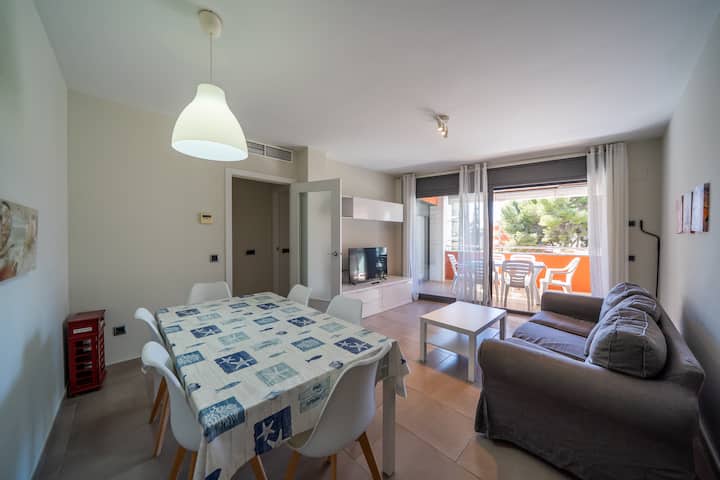 Apartment On The 1st Floor 150 M De La Plage - Torredembarra