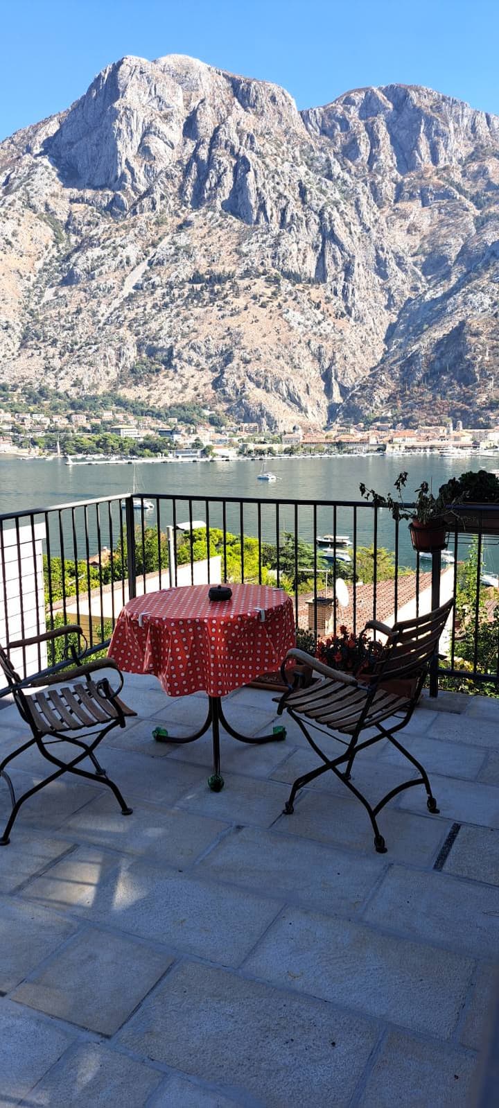 Lovely Stone House Near The Sea On Two Floors - Kotor