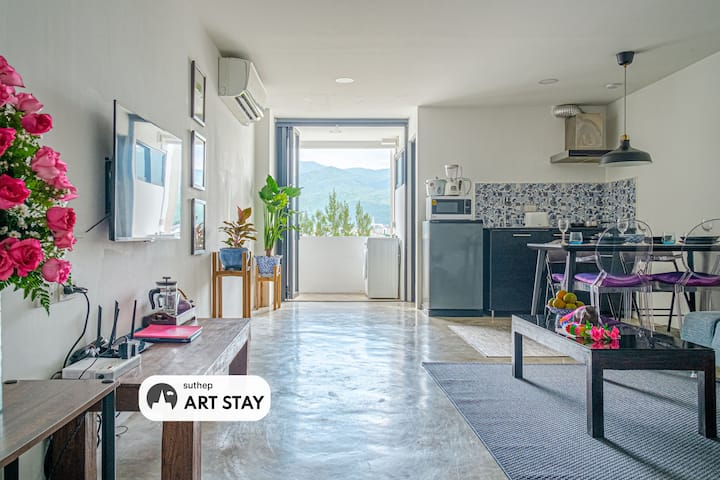 Sky Balcony & Local Artwork, 10th Floor - Chiang Mai