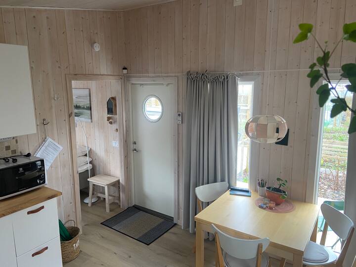 Vita Gästhuset I Sya - Mjölby