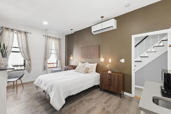 Brooklyn Nordic Solo Studio | Minimal & Private. - New York City