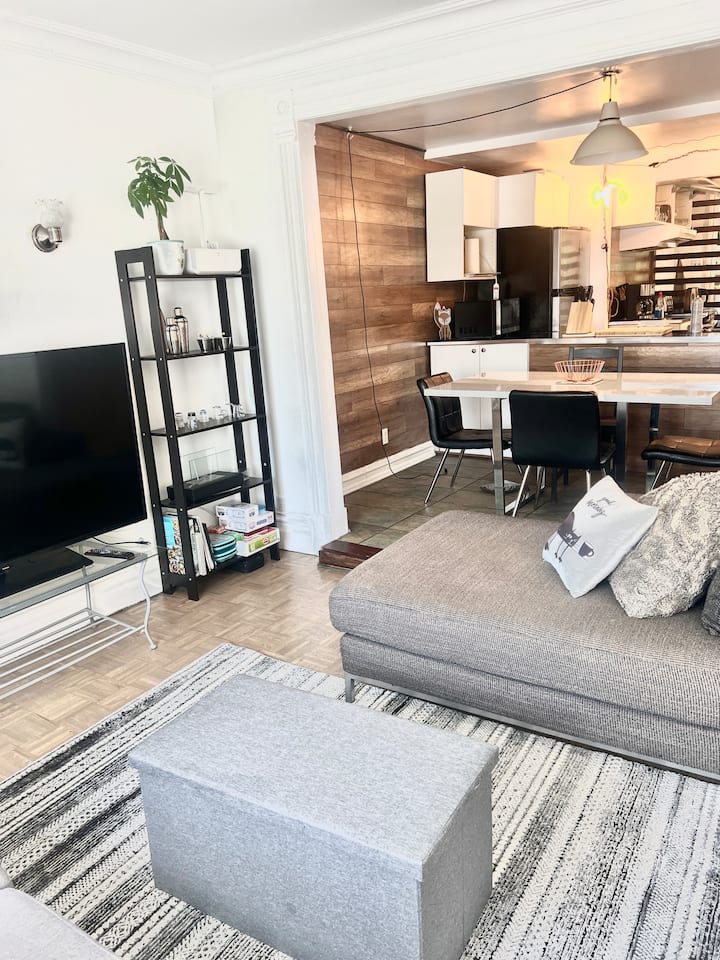 Lanterns, Here I Come - Montreal