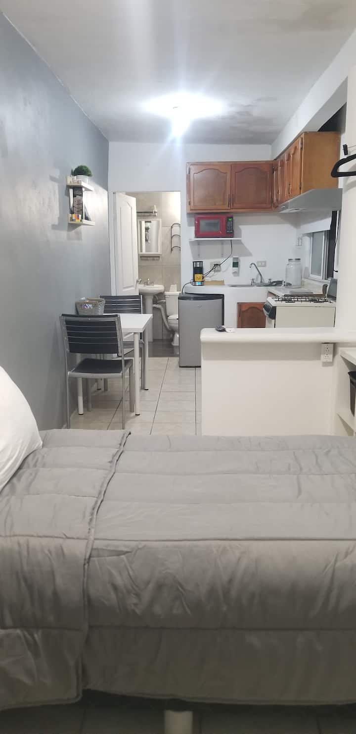 Cozy Studio Near Medical Clinics And Us Border. - Tijuana