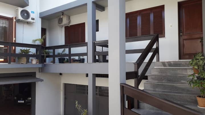 Apartamento Em Pousada
Mobiliada No Centro. - Santa Cruz do Sul