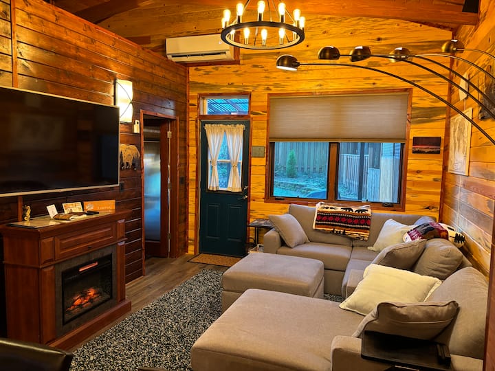 Bear Lodge - Heart Of Wine Country - Sherwood, OR