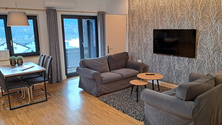 2bedroom Ap. Amazing Mountain View, Kitchen, Bath - Bad Ischl