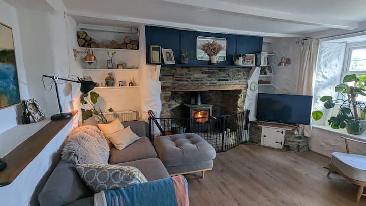 Stunning Cornish Cottage With Parking Near Beach - St Agnes