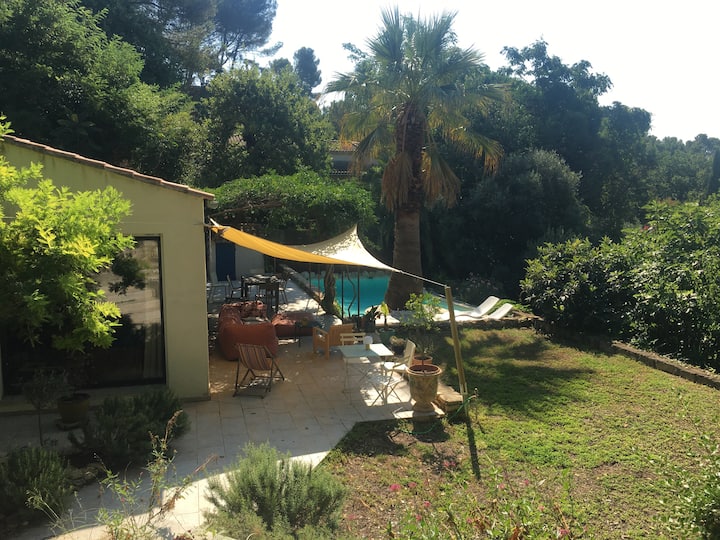 Maison Avec Piscine, 3km D'avignon Centre Ville - Avignon