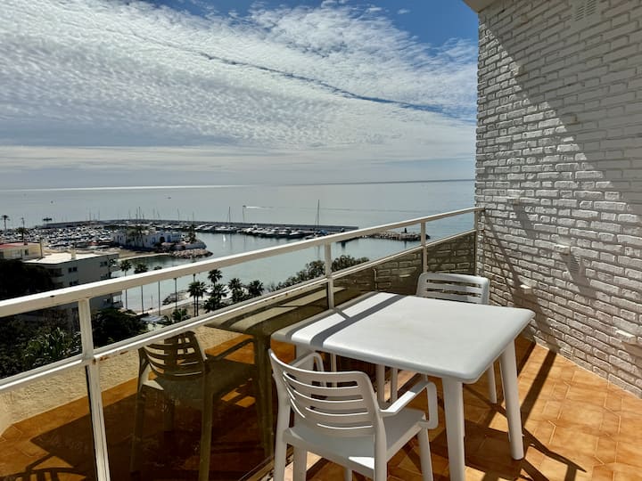 Skol 829a Beachfront Central With View And Wifi - Marbella